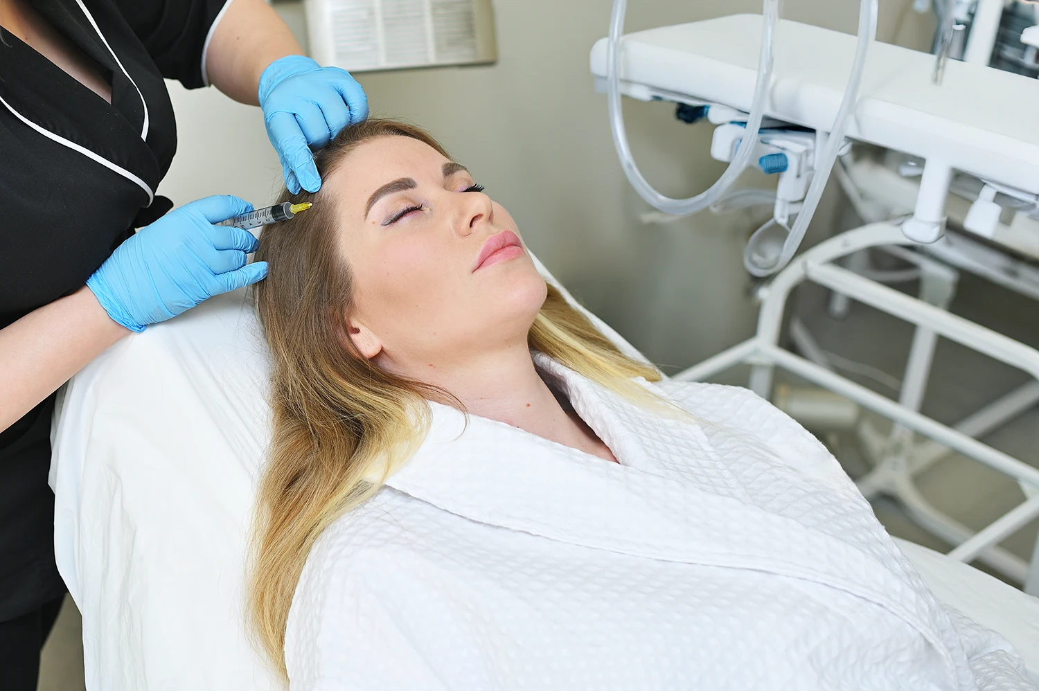PRP Therapy in Dubai – Rejuvenate Skin & Regrow Hair